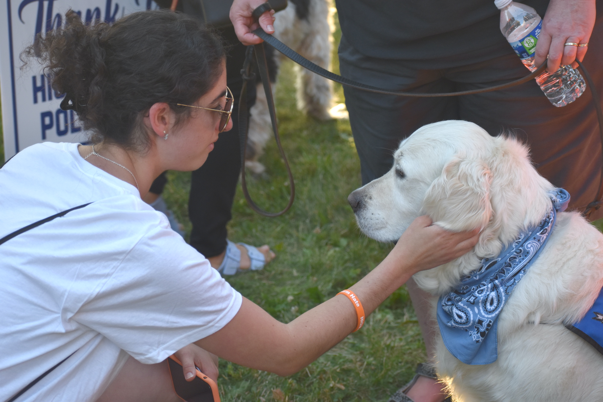 'The Depths of Mourning': Highland Park unites in grief at City Hall ...