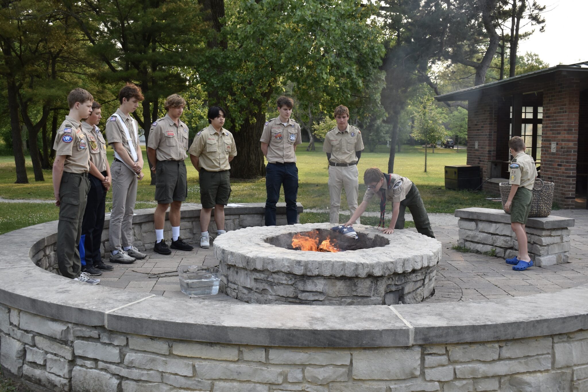 Local Boy Scout and his Winnetka Troop organize flag retirement ...
