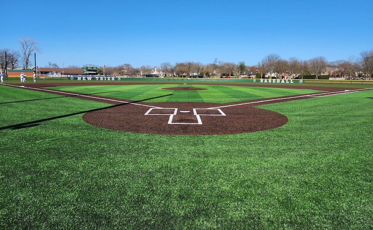 New Trier baseball celebrates new season and field with three ...