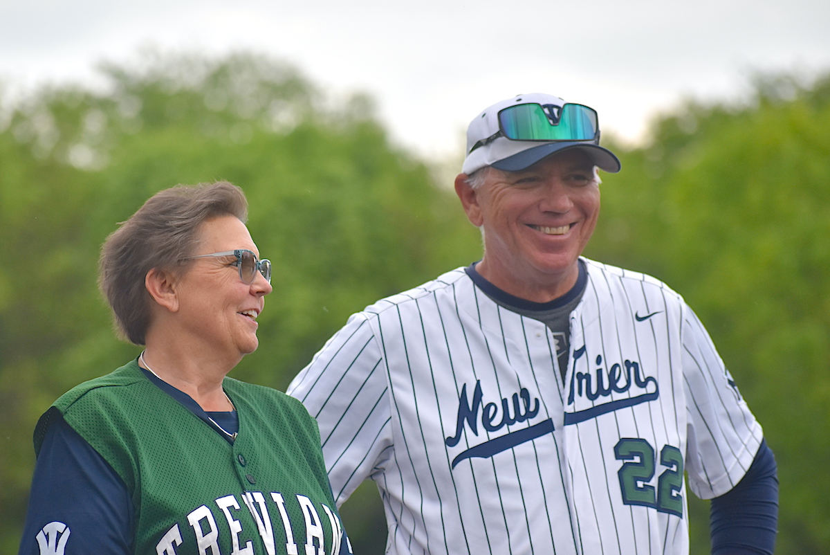 Coach Naps presented with gifts, kind words and New Trier's 27th ...