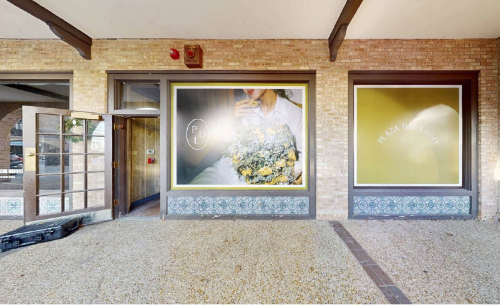 Luxury clothing brand James Perse on way to Plaza del Lago - The Record