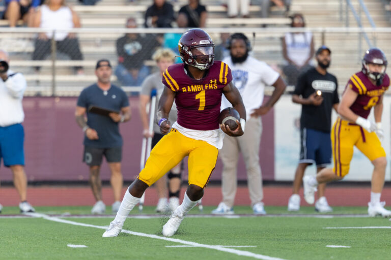 Athlete of the Week: 10 questions with Donovan Robinson, Loyola ...