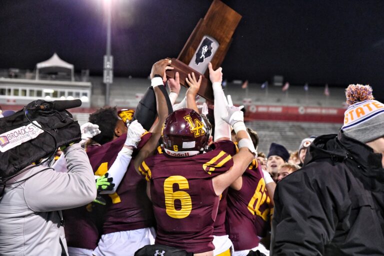 Three-ing is Believing: Loyola Academy three-peats as IHSA 8A champion ...