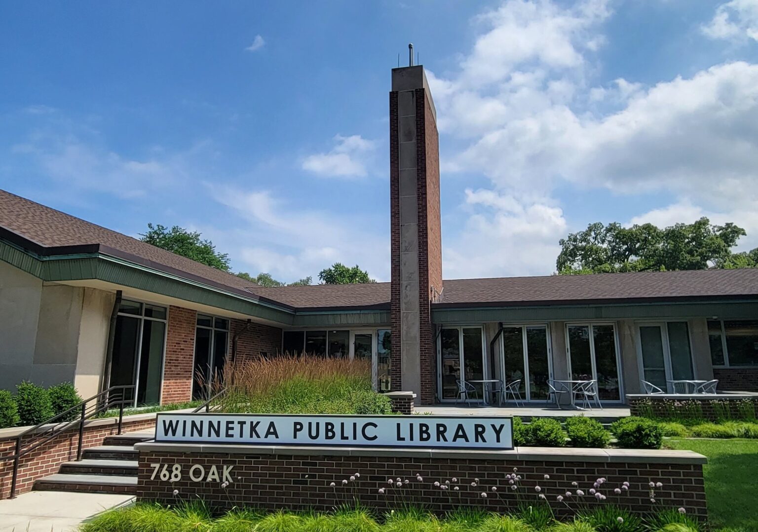 Winnetka-Northfield library district will celebrate half a century on ...
