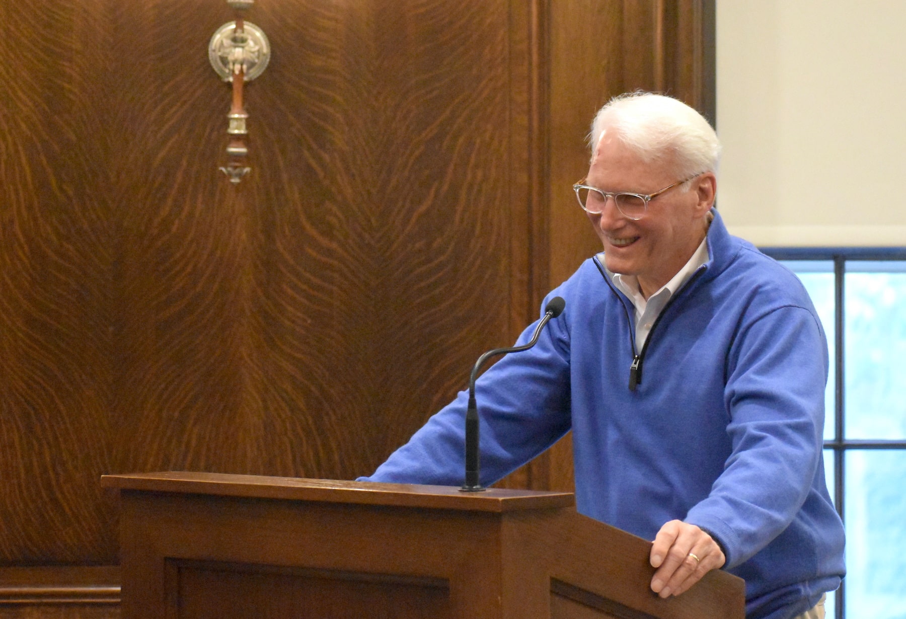 Rintz hears praise, expresses gratitude in final meeting as Winnetka ...