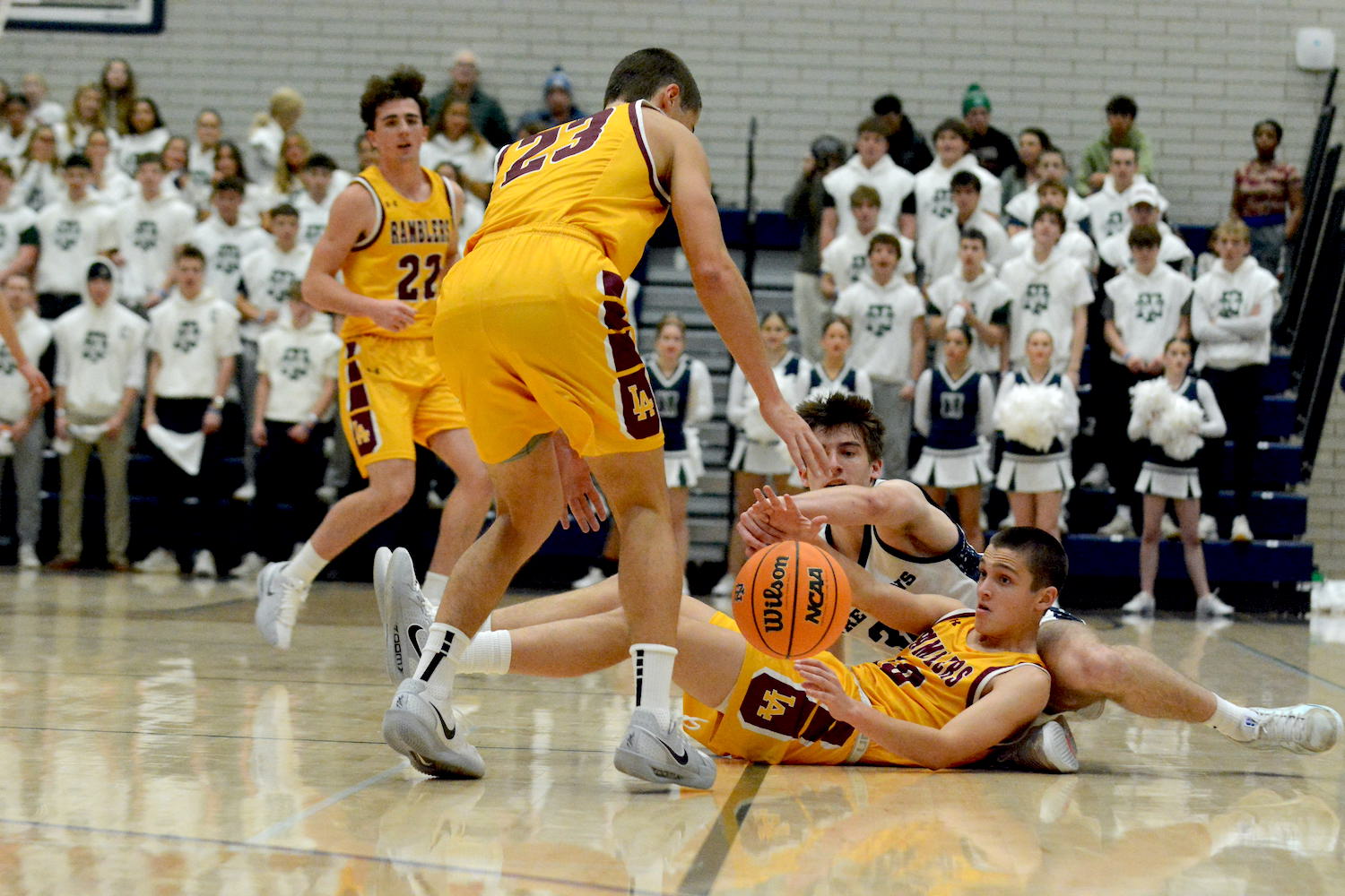 Williams, Loyola silence New Trier in annual Thanksgiving showdown ...