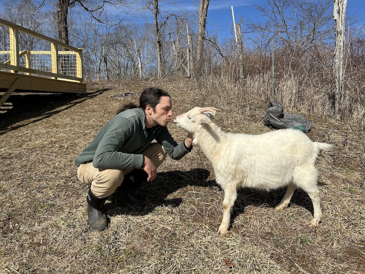 Highland Park native teams with 96-year-old grandmother to tell the ...